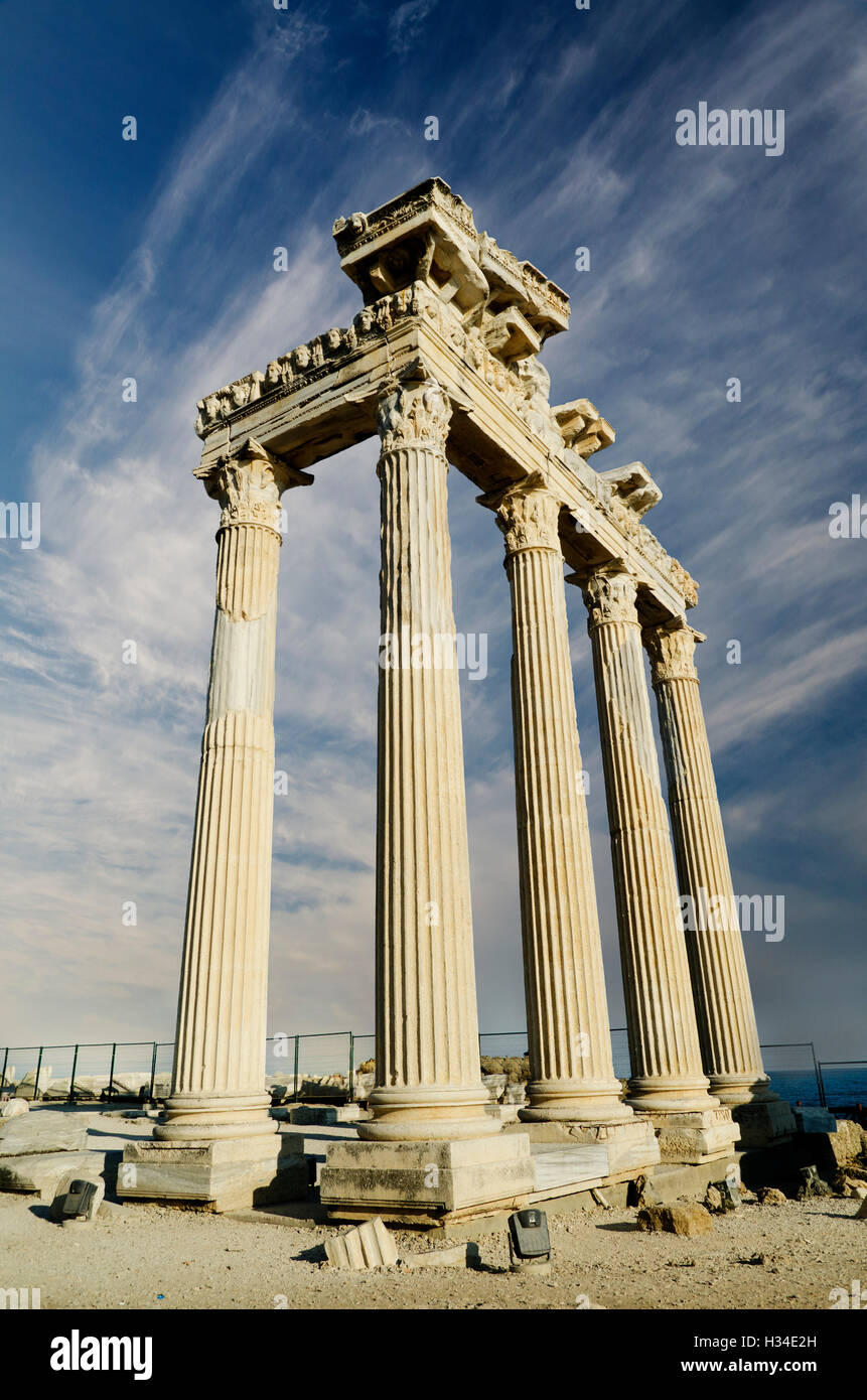 Tempio laterale di apollo atena immagini e fotografie stock ad alta ...