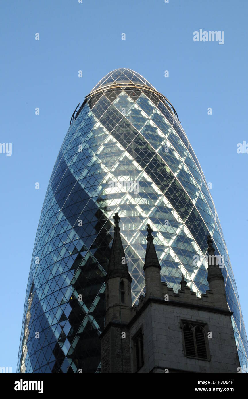 Norman fosters gherkin immagini e fotografie stock ad alta risoluzione ...
