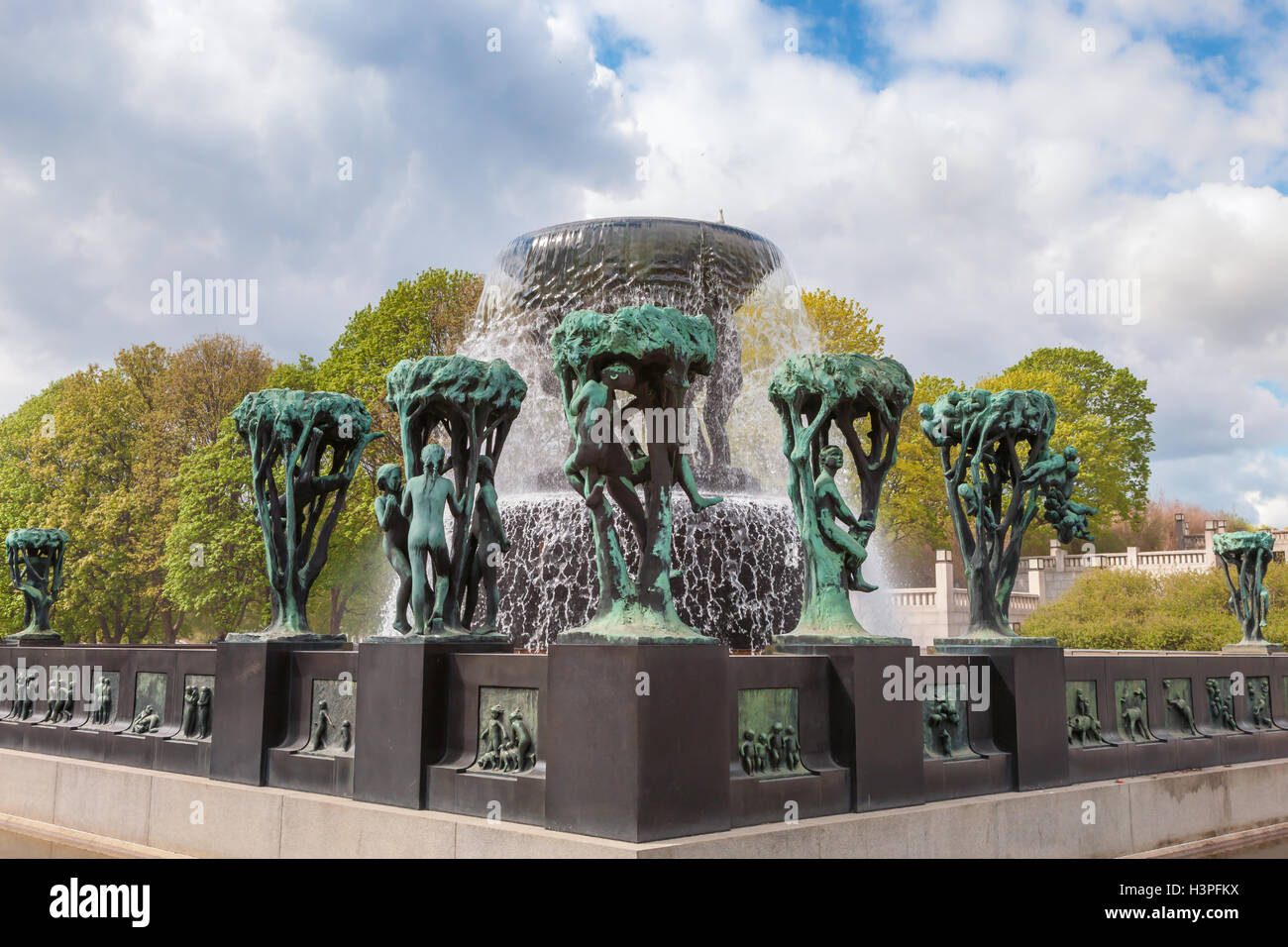 Vigeland sculpture park obelisk oslo immagini e fotografie stock ad ...