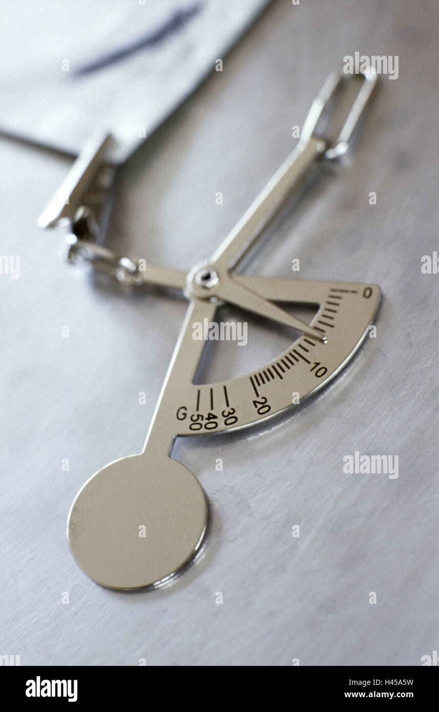 Letter scales immagini e fotografie stock ad alta risoluzione - Alamy