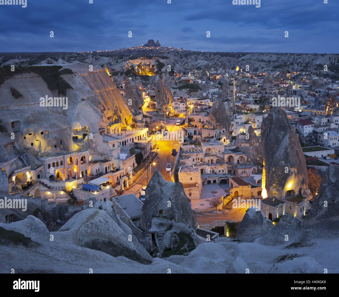 Night view cappadocia turkey immagini e fotografie stock ad alta ...
