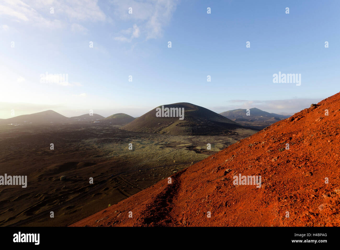 Vulcano rosso immagini e fotografie stock ad alta risoluzione - Alamy