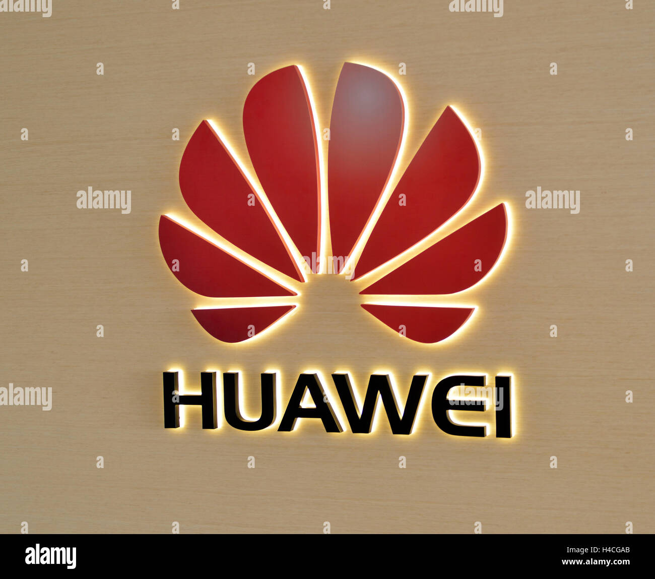 Huawei logo immagini e fotografie stock ad alta risoluzione - Alamy