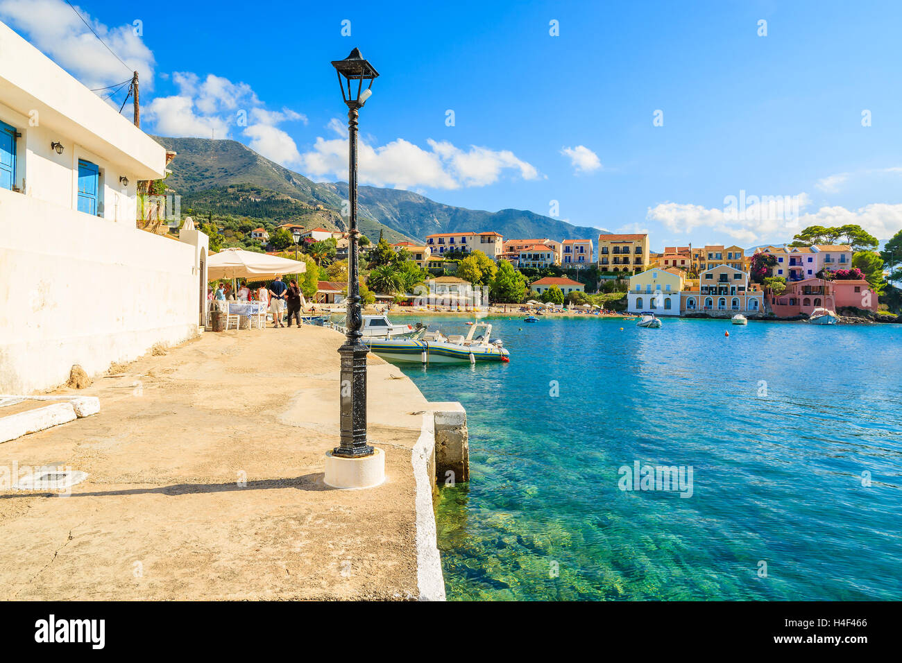 Porto sul mare ionico immagini e fotografie stock ad alta risoluzione ...