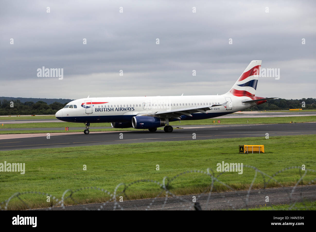 Ba airbus a320 jet airliner immagini e fotografie stock ad alta ...