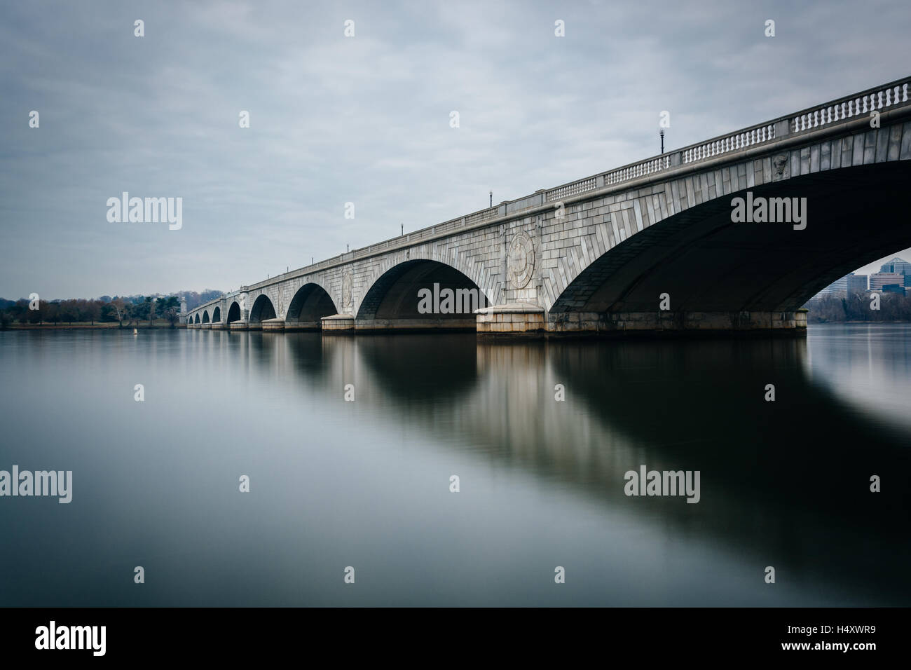 L'Arlington Memorial Bridge e il fiume Potomac, a Washington, DC Foto ...
