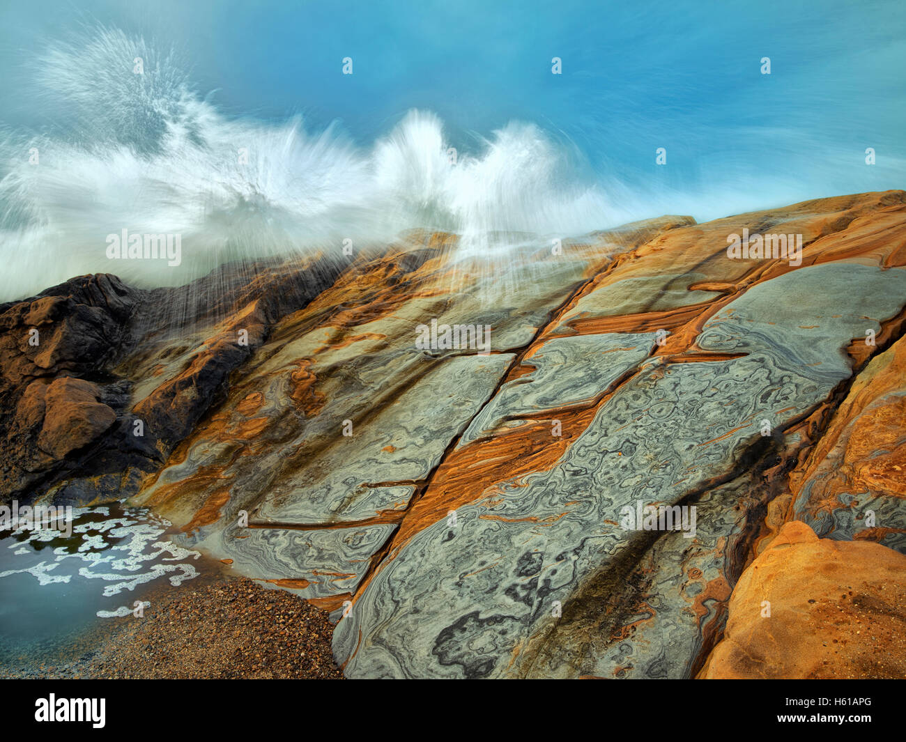 Paesaggio costiero di rocce di arenaria immagini e fotografie stock ad ...