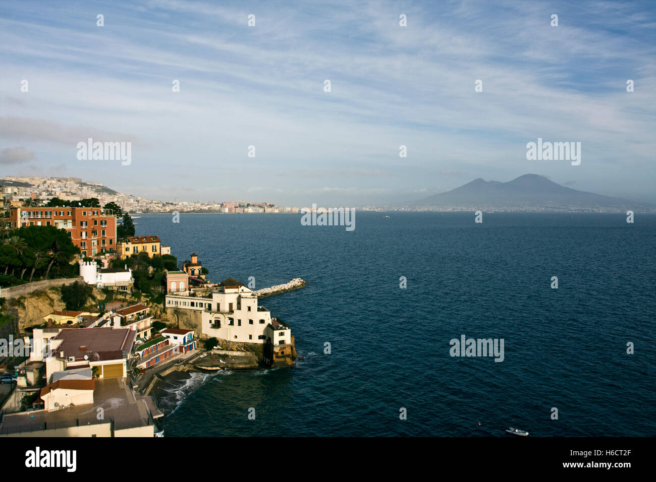 Vulcano vesuvio e il golfo di napoli immagini e fotografie stock ad ...
