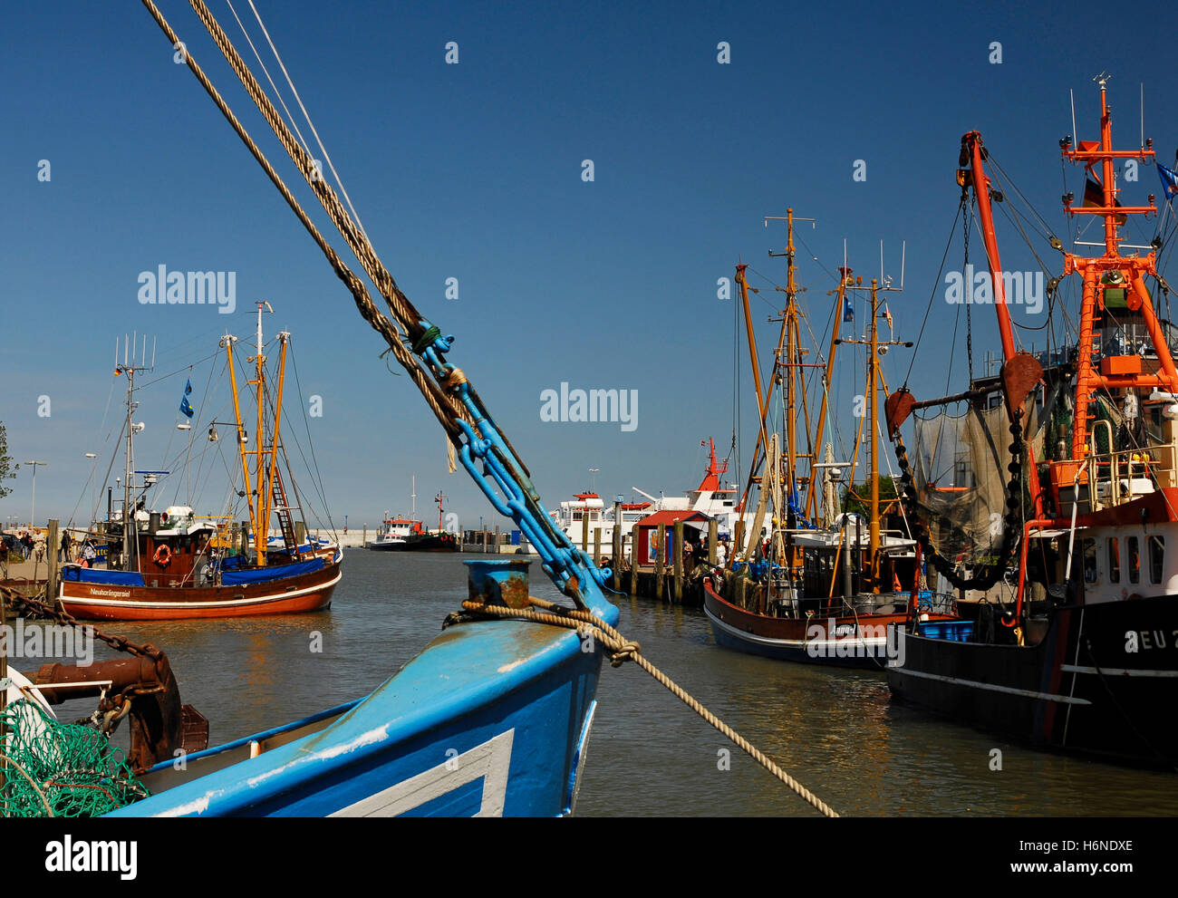 Trawler rigging immagini e fotografie stock ad alta risoluzione - Alamy
