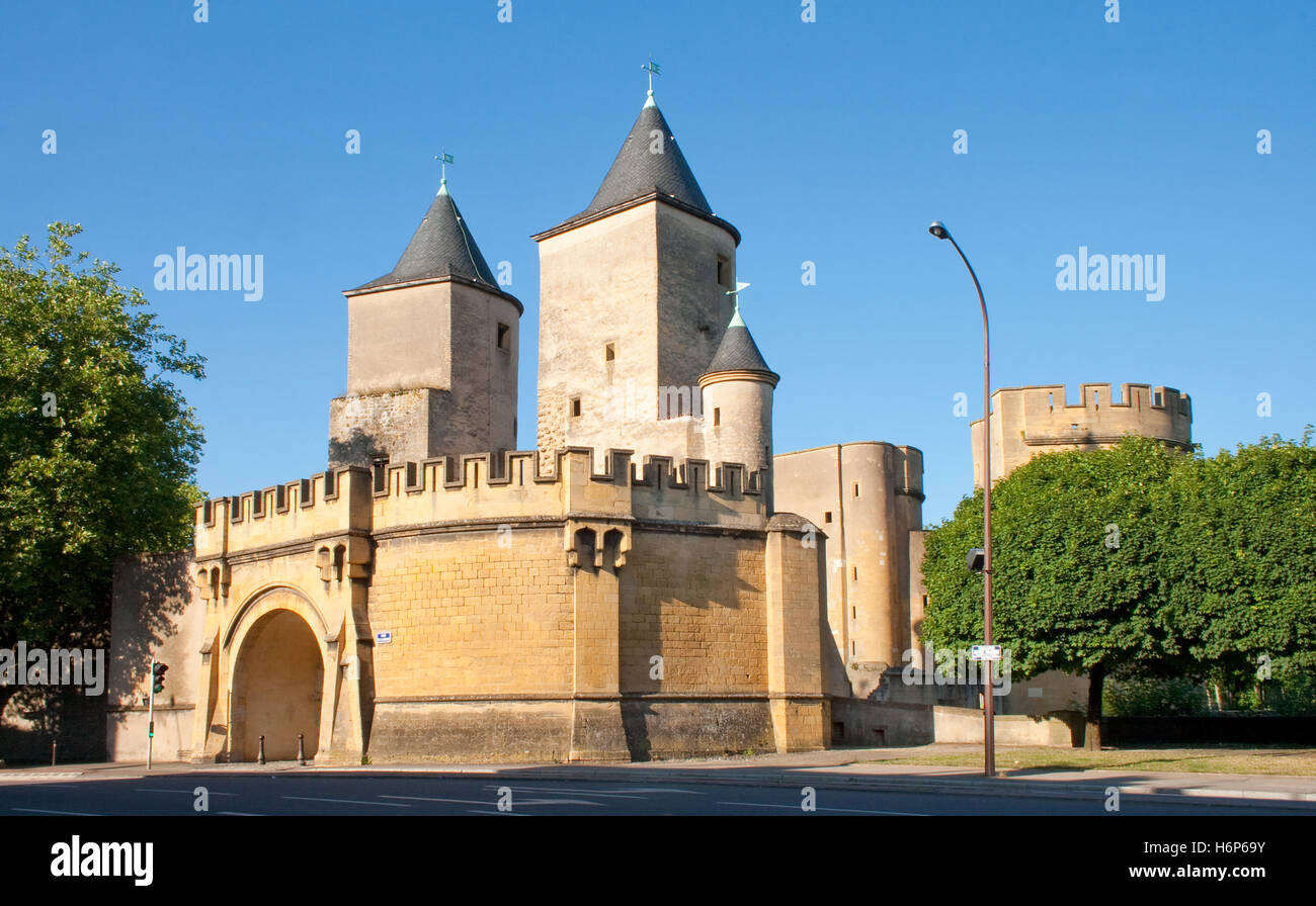 Gli edifici storici immagini e fotografie stock ad alta risoluzione - Alamy
