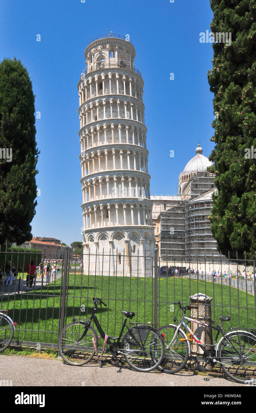 Monumenti di pisa immagini e fotografie stock ad alta risoluzione - Alamy