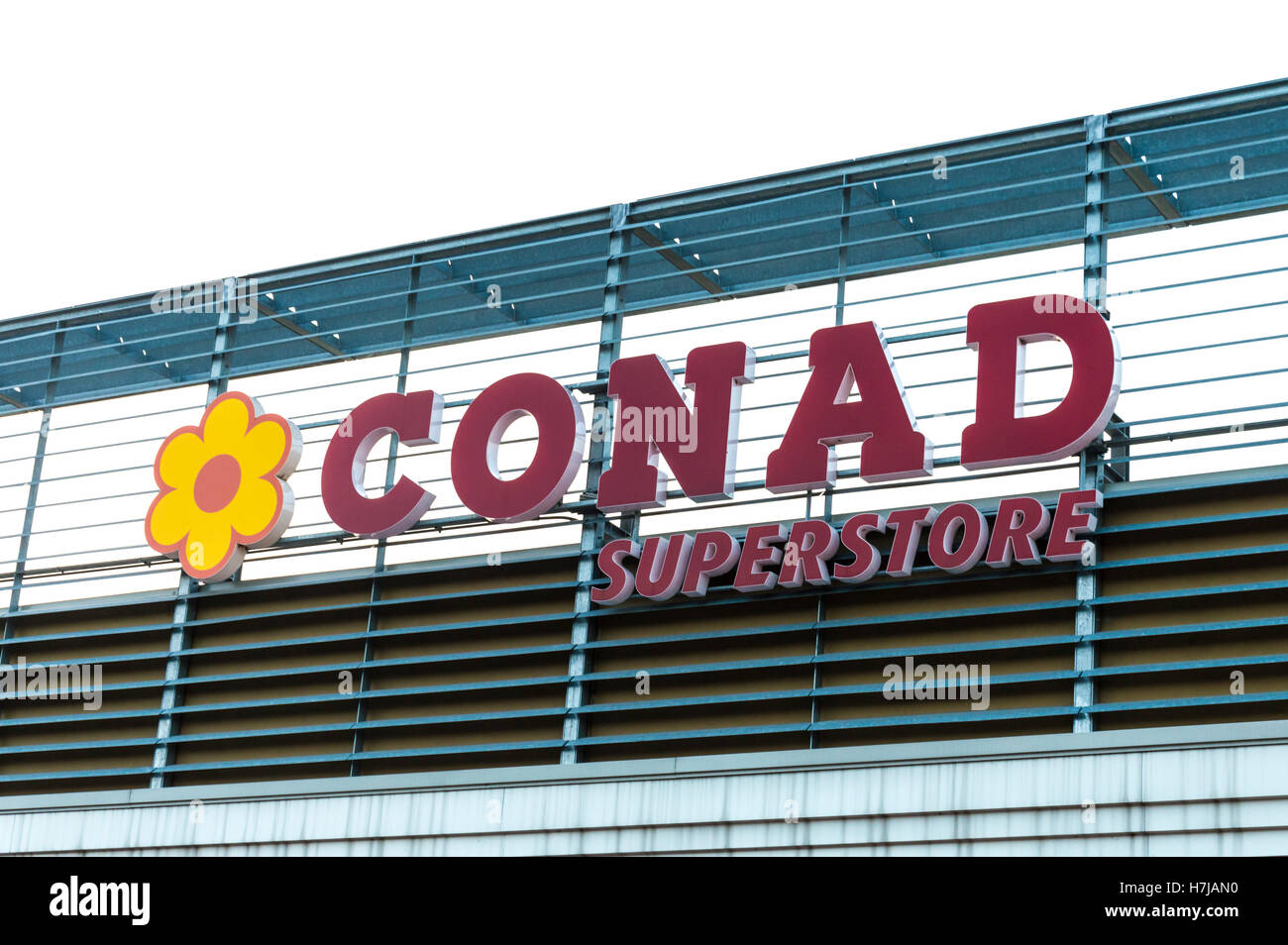 Conad logo immagini e fotografie stock ad alta risoluzione - Alamy
