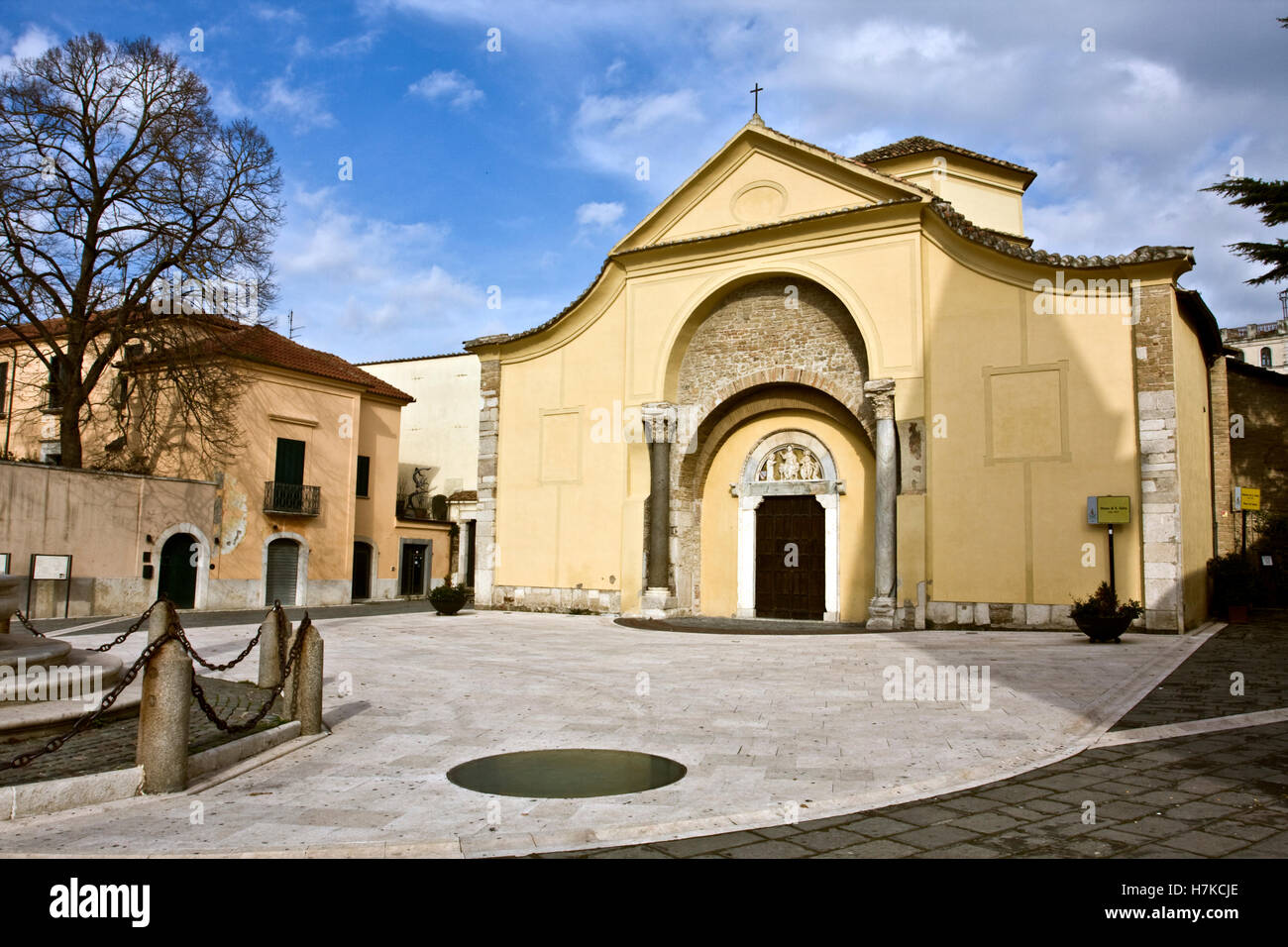 Chiesa di santa sofia benevento immagini e fotografie stock ad alta ...