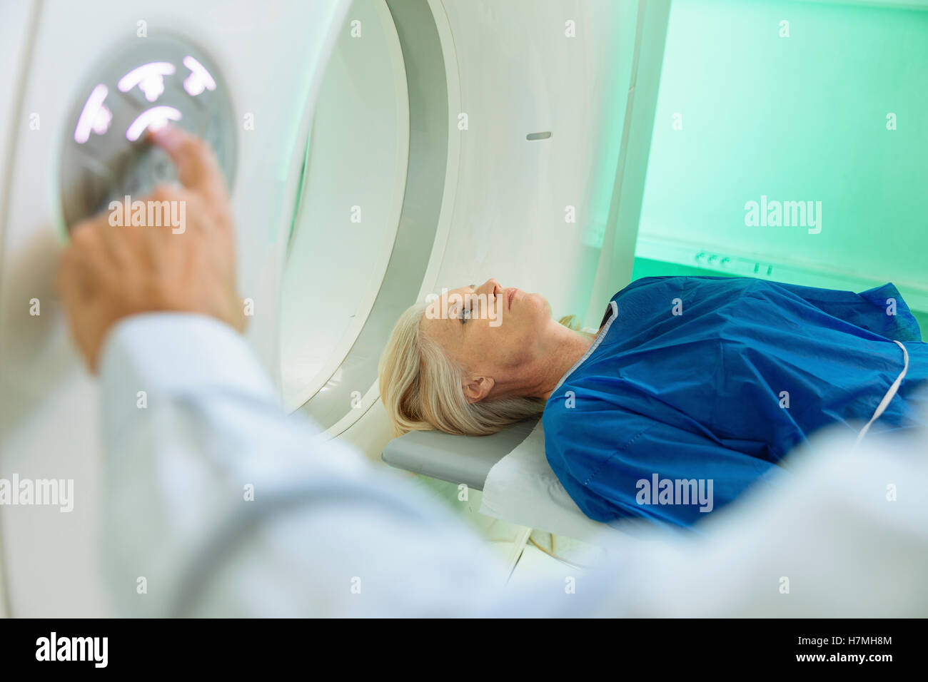 Dottore E Paziente Immagini e Fotos Stock - Alamy
