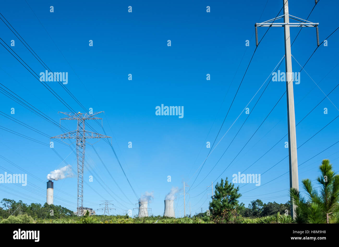 Principalmente combustione di combustibili fossili immagini e fotografie stock ad alta ...