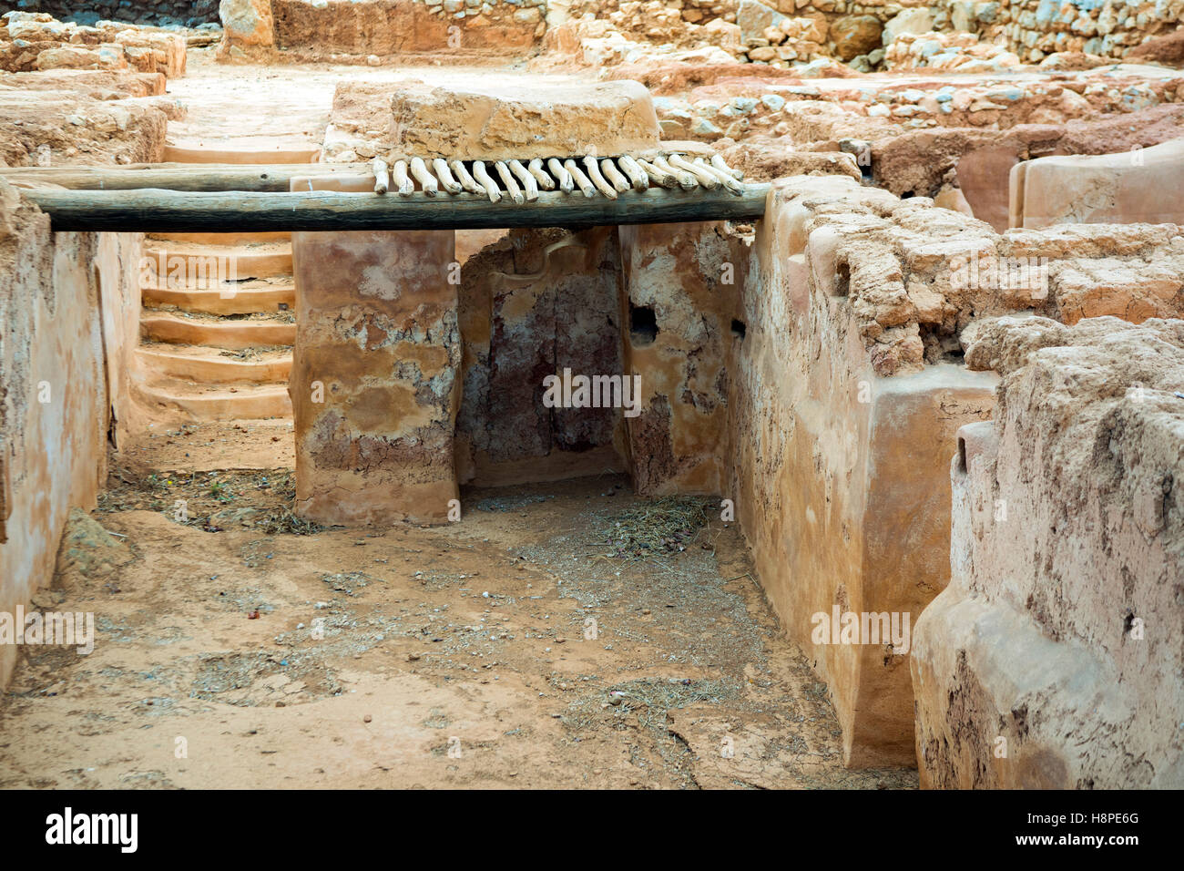 Mallia palace immagini e fotografie stock ad alta risoluzione - Alamy