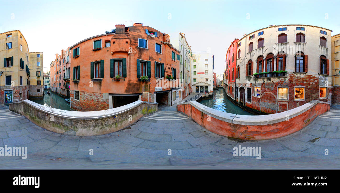 Panoramica a 360 gradi città italia immagini e fotografie stock ad alta ...