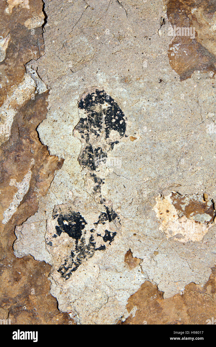 Affreschi della Chiesa rupestre di San Pietro a Buscemi, Siracusa ...