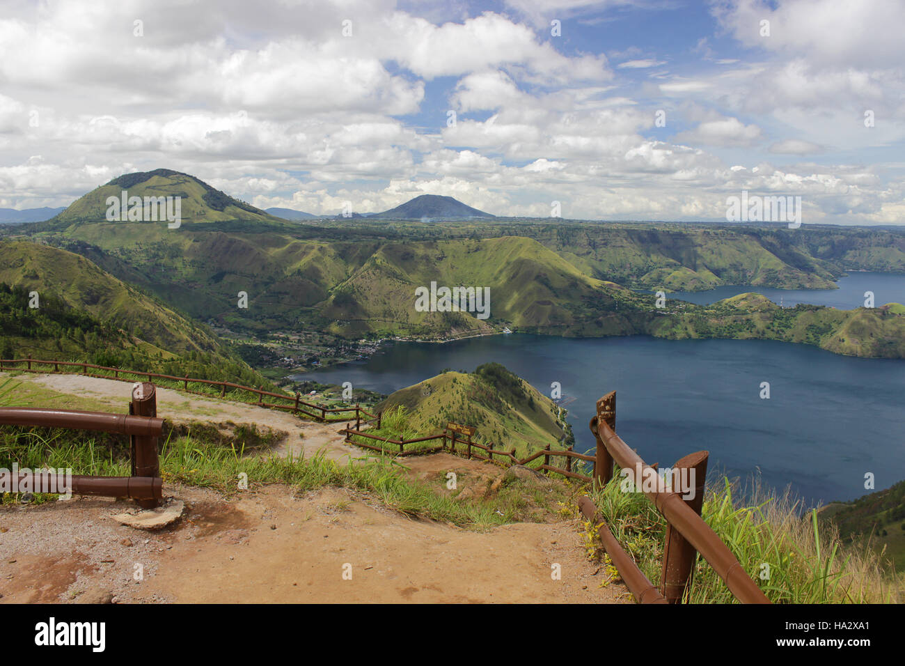 Lago toba immagini e fotografie stock ad alta risoluzione - Alamy