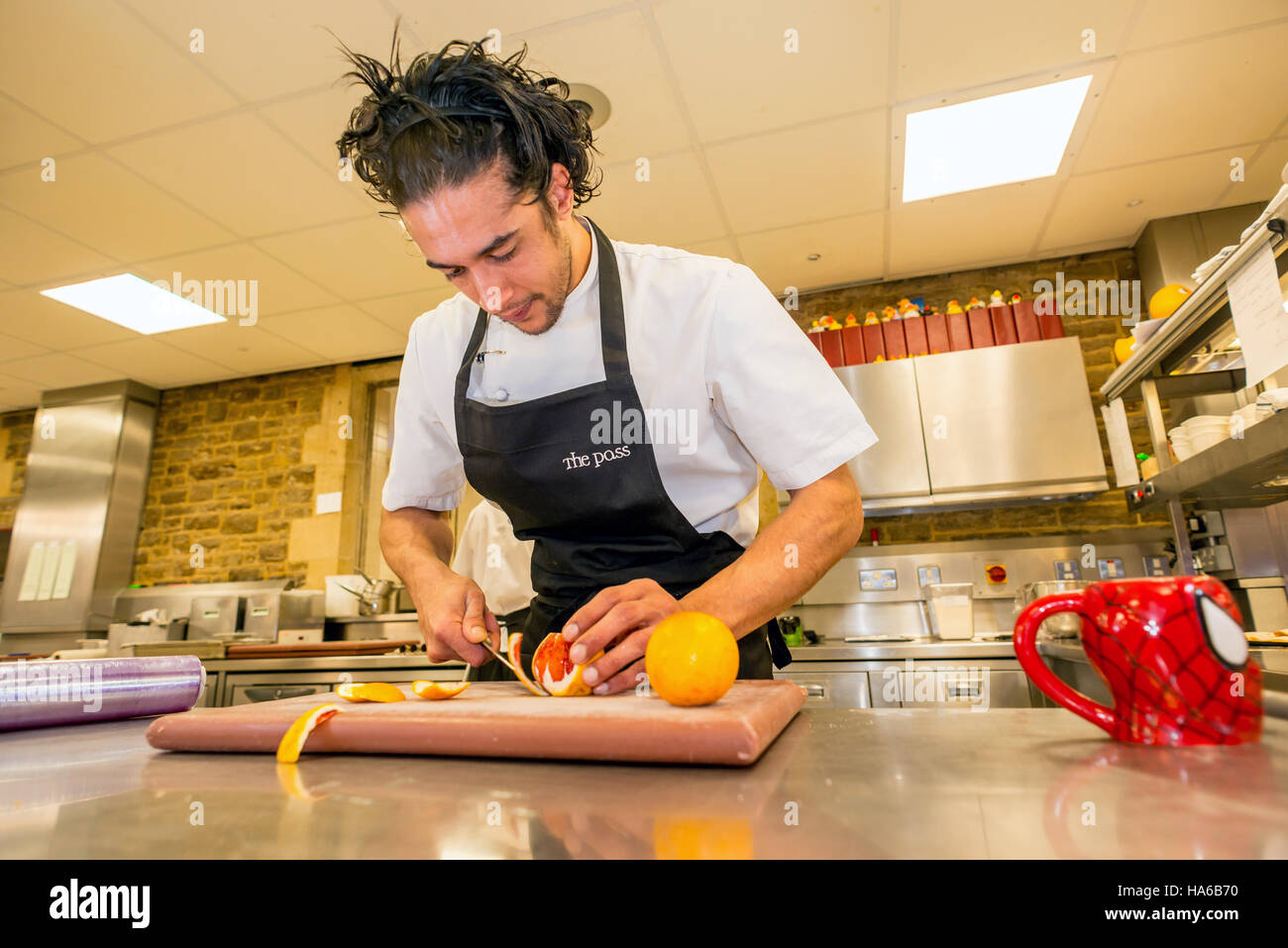 Chef matt gillan immagini e fotografie stock ad alta risoluzione - Alamy