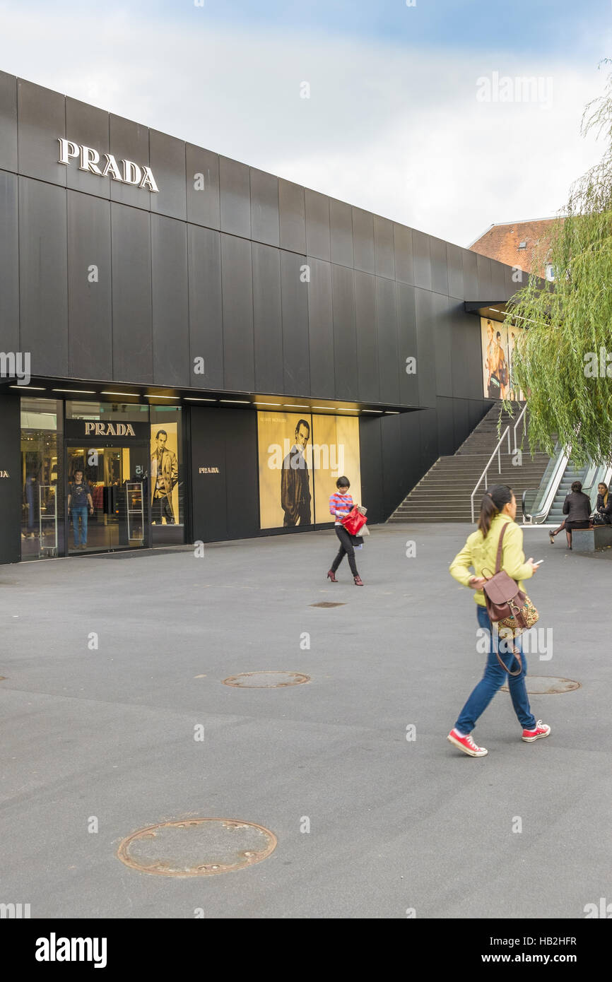 Multicanale outlet immagini e fotografie stock ad alta risoluzione - Alamy