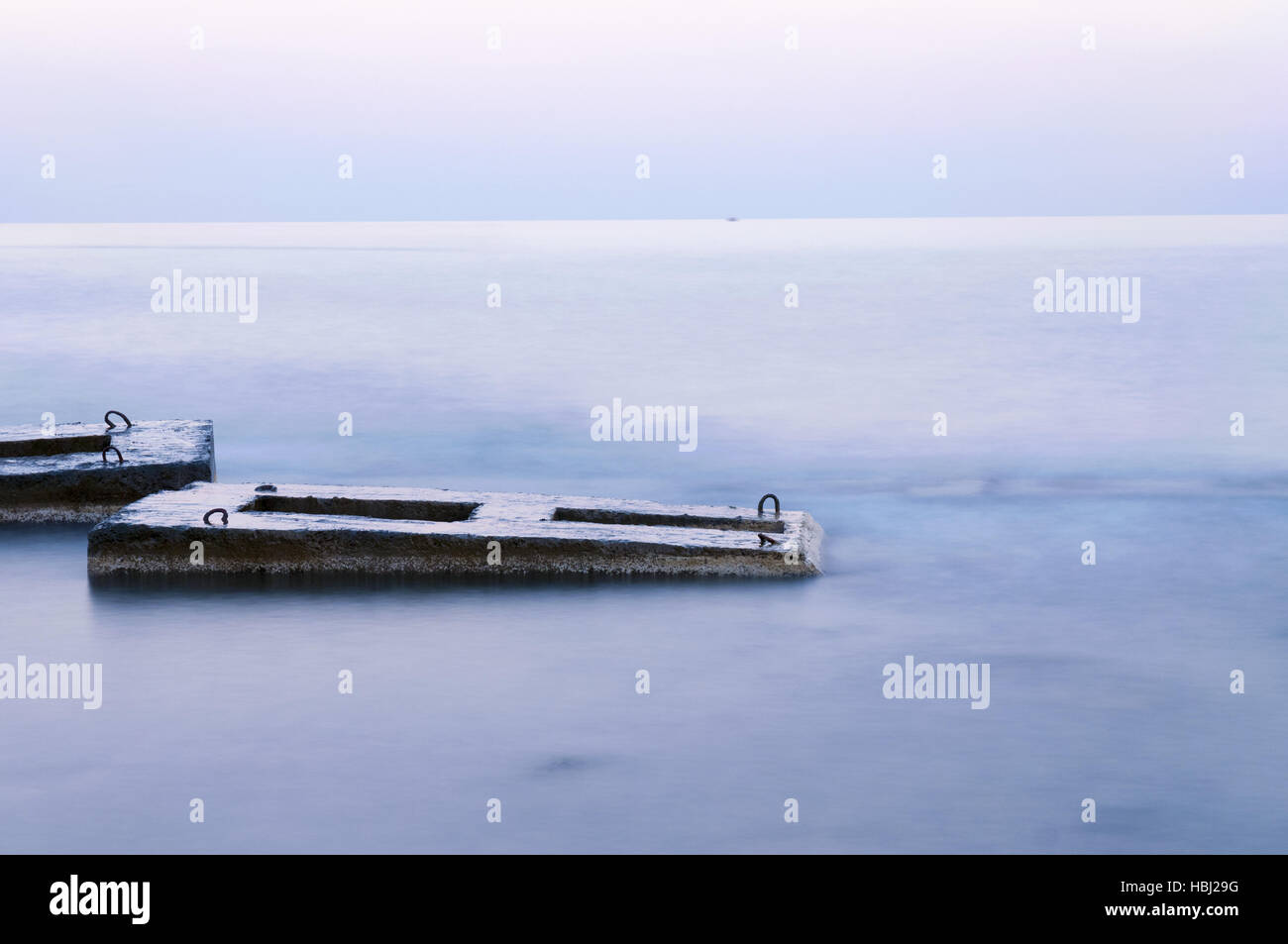 Resti di molo immagini e fotografie stock ad alta risoluzione - Alamy