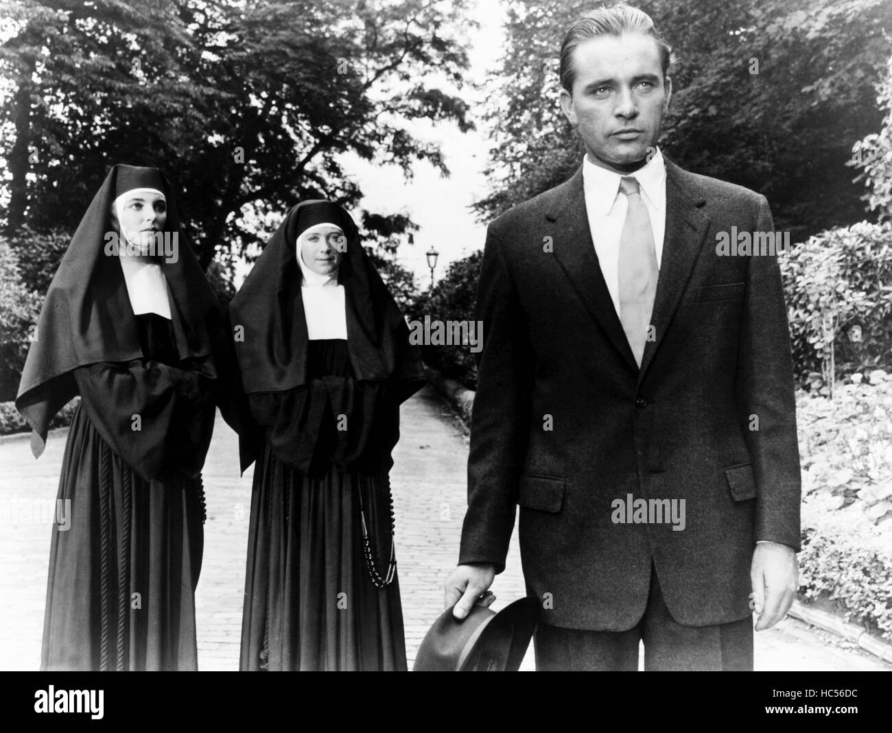 Mare moglie, da sinistra, Joan Collins, Beatrice Varley, Richard Burton ...