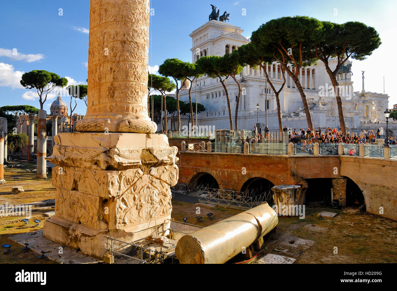 Colonna monumentale romana immagini e fotografie stock ad alta ...