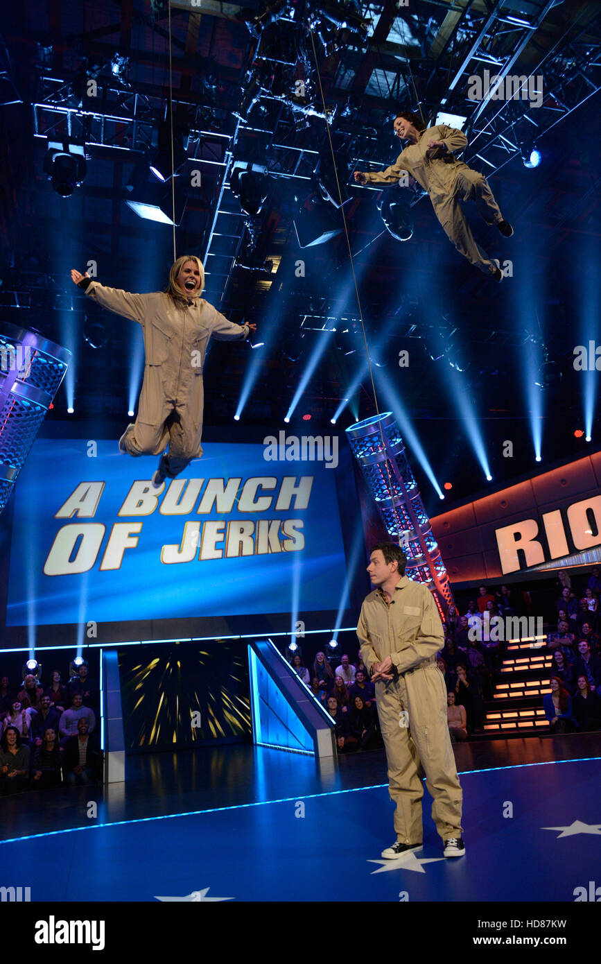 Sommossa, (in senso orario da in alto a destra): Meryl Hathaway, John ...