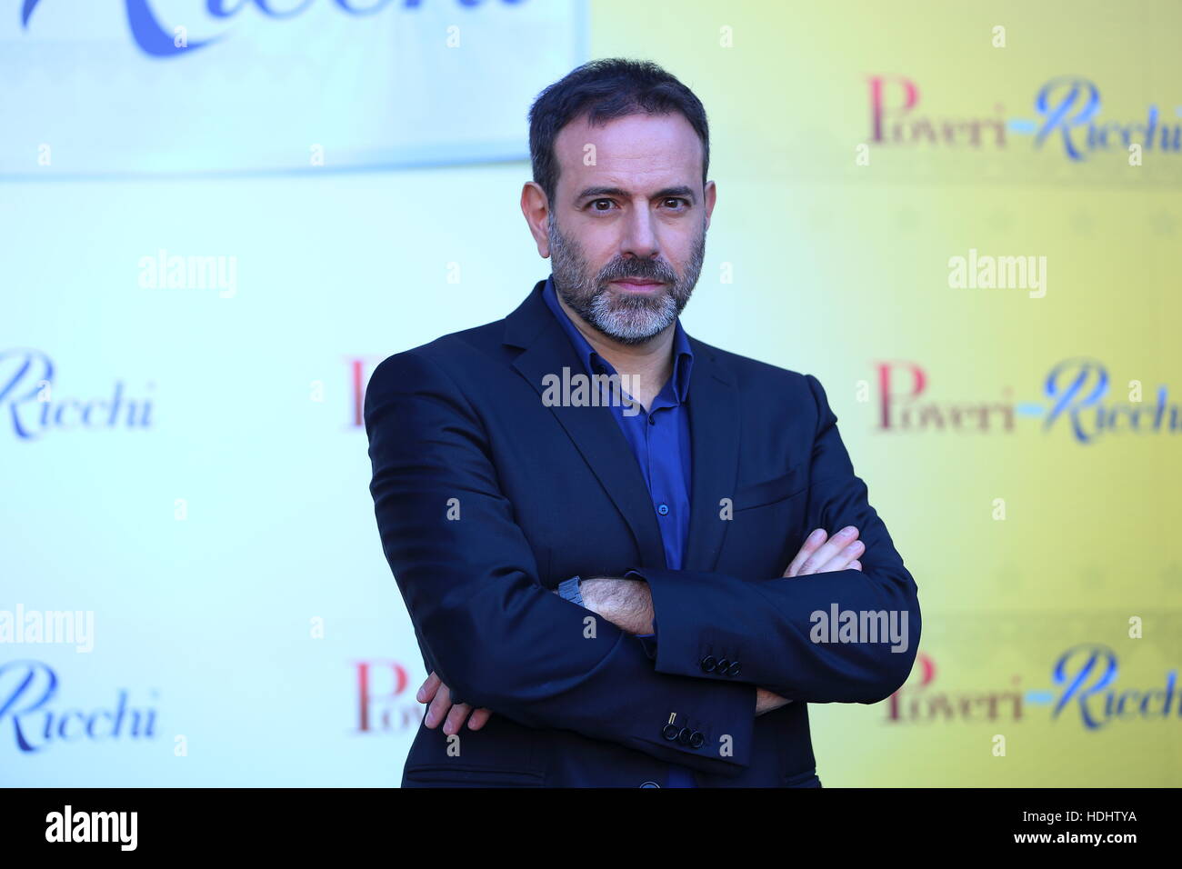 Poveri ma ricchi immagini e fotografie stock ad alta risoluzione - Alamy