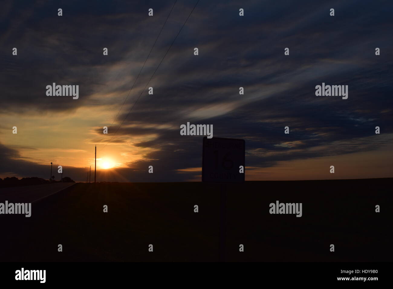 Strade di campagna immagini e fotografie stock ad alta risoluzione - Alamy