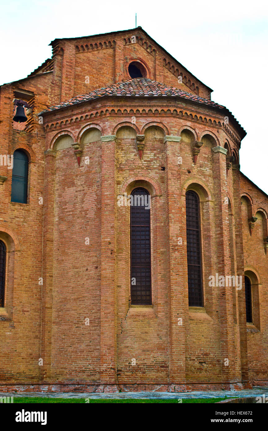 Finestre apse immagini e fotografie stock ad alta risoluzione - Alamy