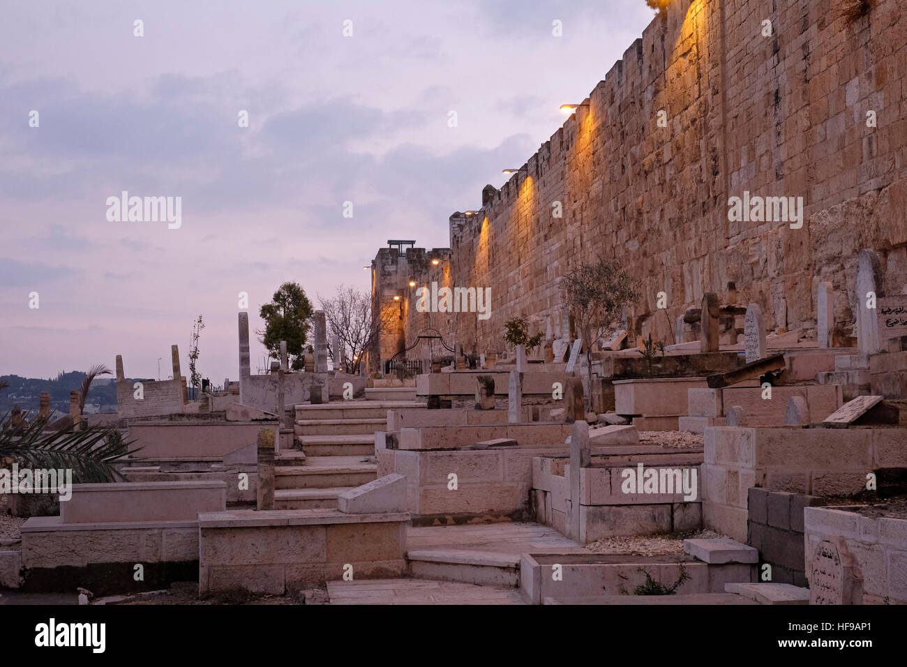 Cimitero di bab al rahmah immagini e fotografie stock ad alta ...