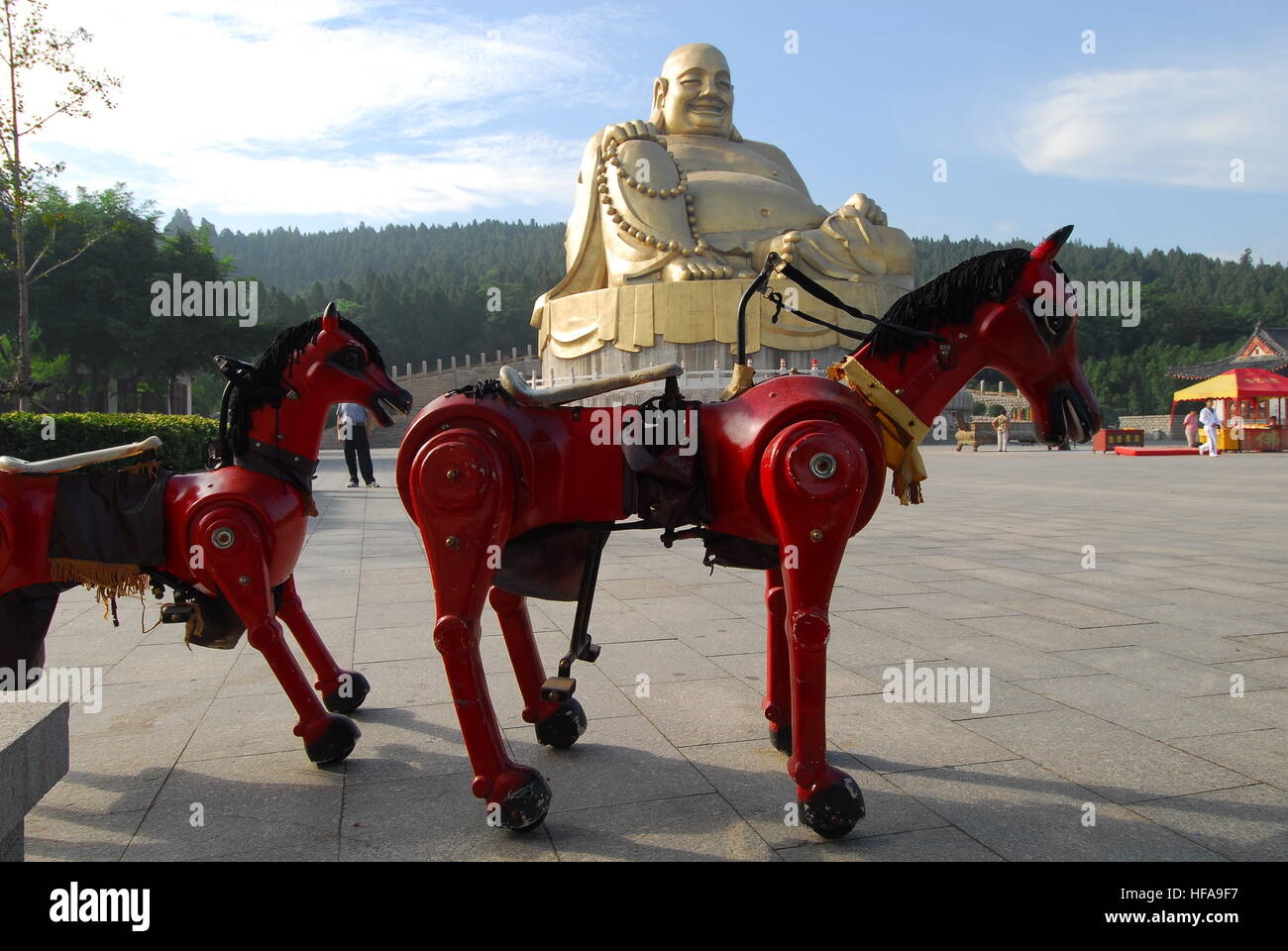 La montagna di mille buddha immagini e fotografie stock ad alta ...