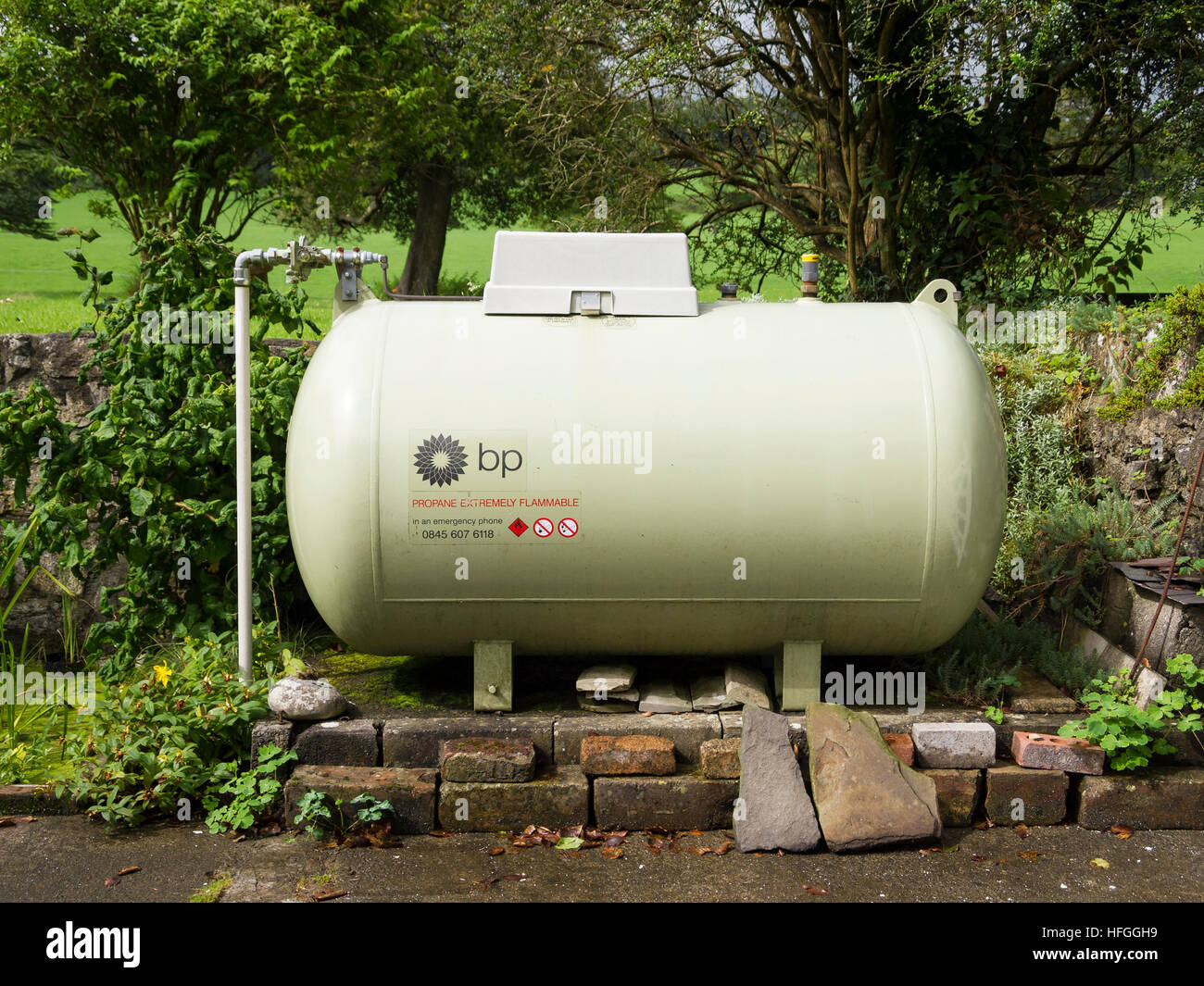 Serbatoio gas gpl a gas immagini e fotografie stock ad alta risoluzione ...