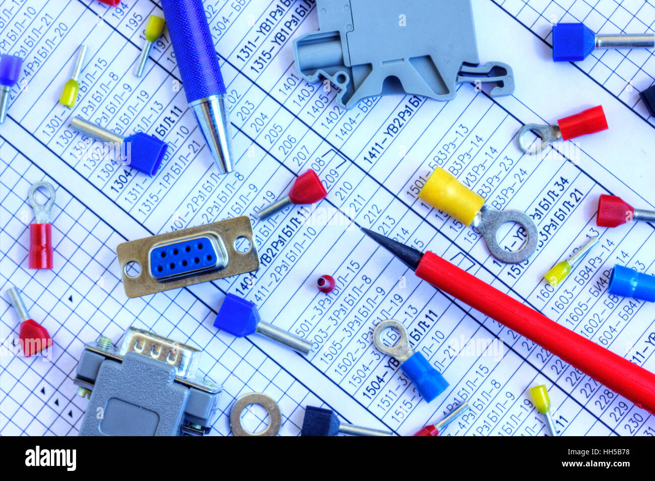 Componenti elettrici immagini e fotografie stock ad alta risoluzione ...