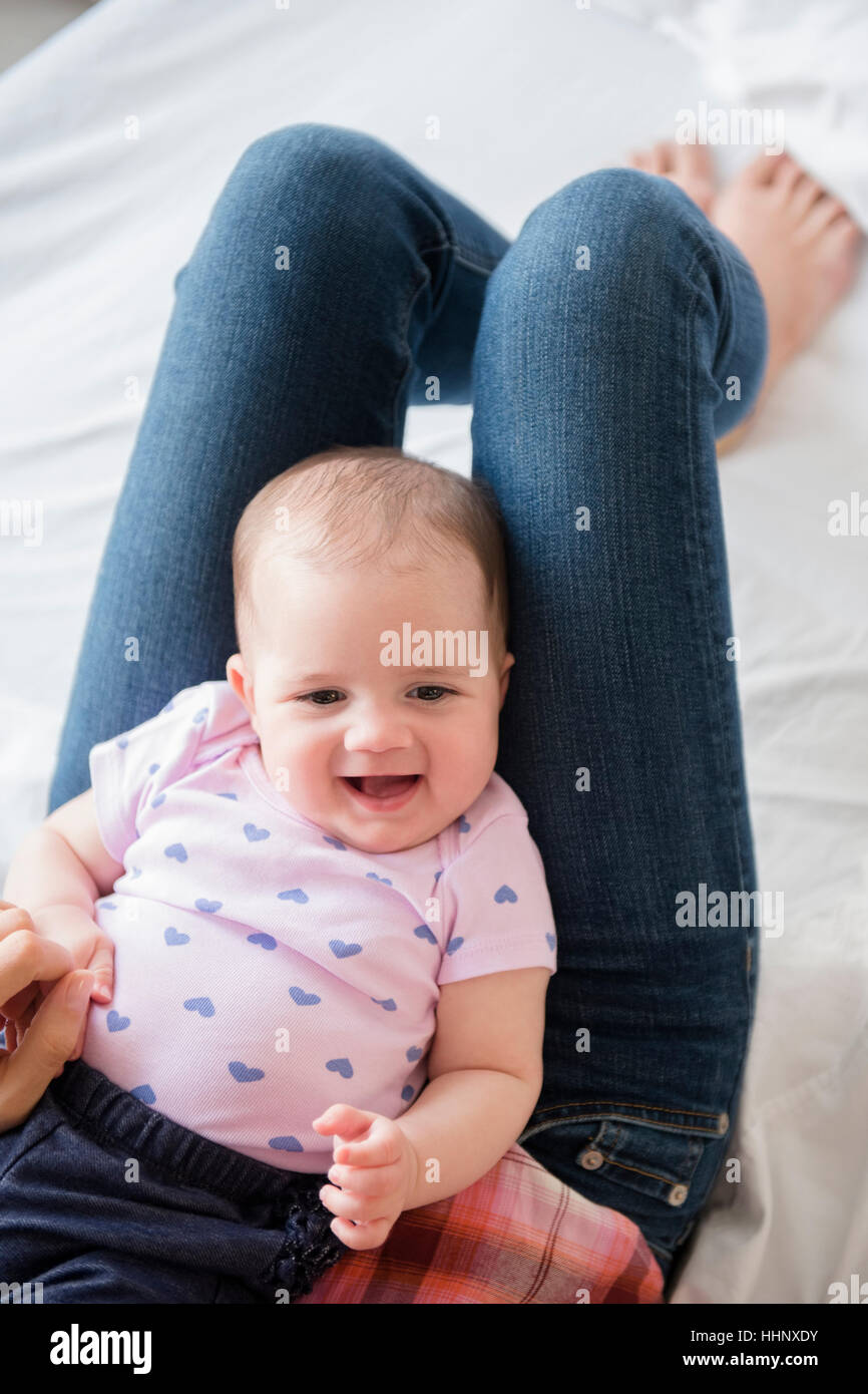 Mamma delle gambe immagini e fotografie stock ad alta risoluzione - Alamy