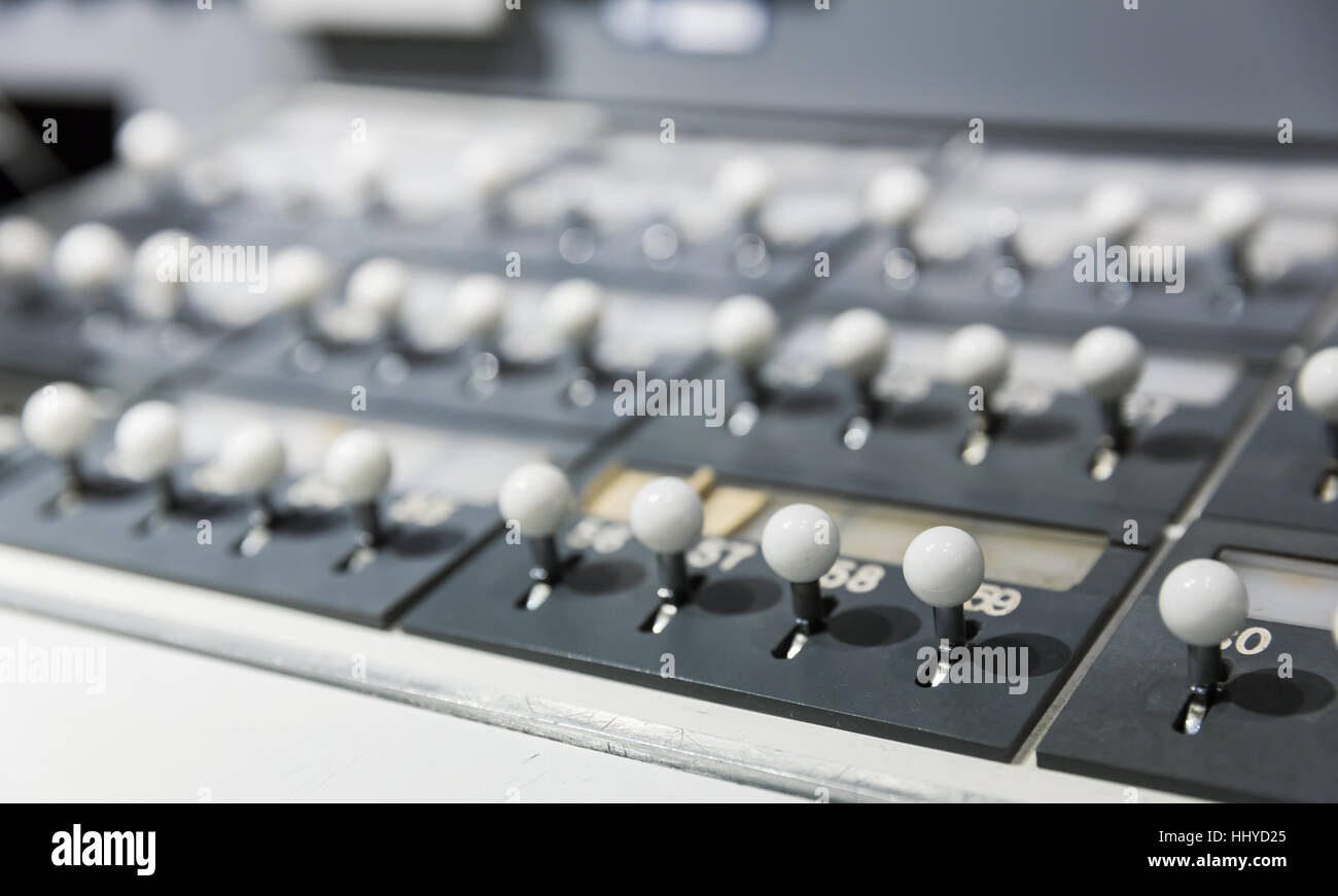 Computer analogico immagini e fotografie stock ad alta risoluzione - Alamy
