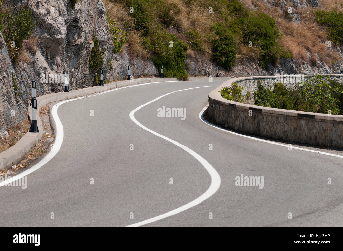 La curva della costa immagini e fotografie stock ad alta risoluzione ...