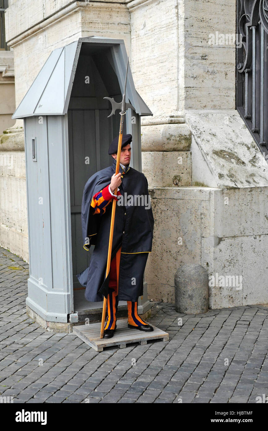 Guardie del corpo papale guardia svizzera pontificia guardia svizzera ...