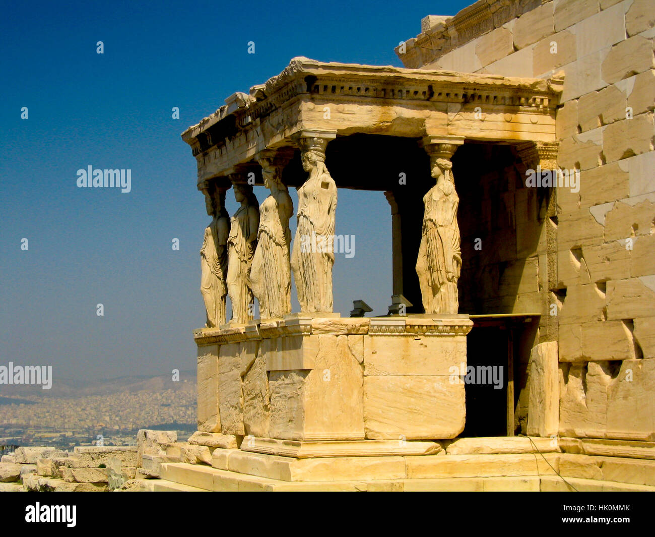 Statue dei cariatidi collina dell'acropoli immagini e fotografie stock ...