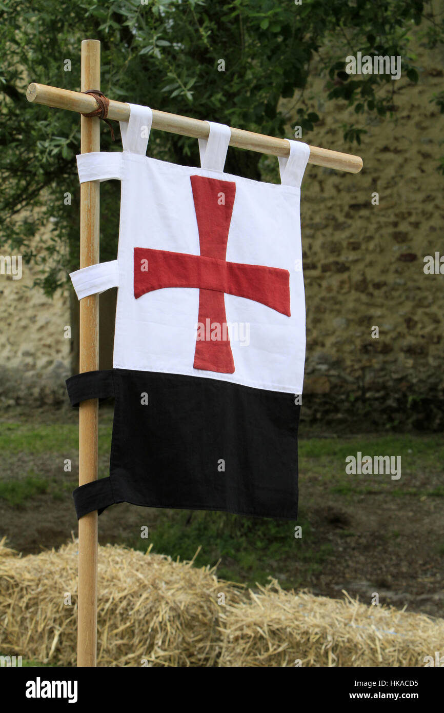 Cavalieri croce templare immagini e fotografie stock ad alta ...