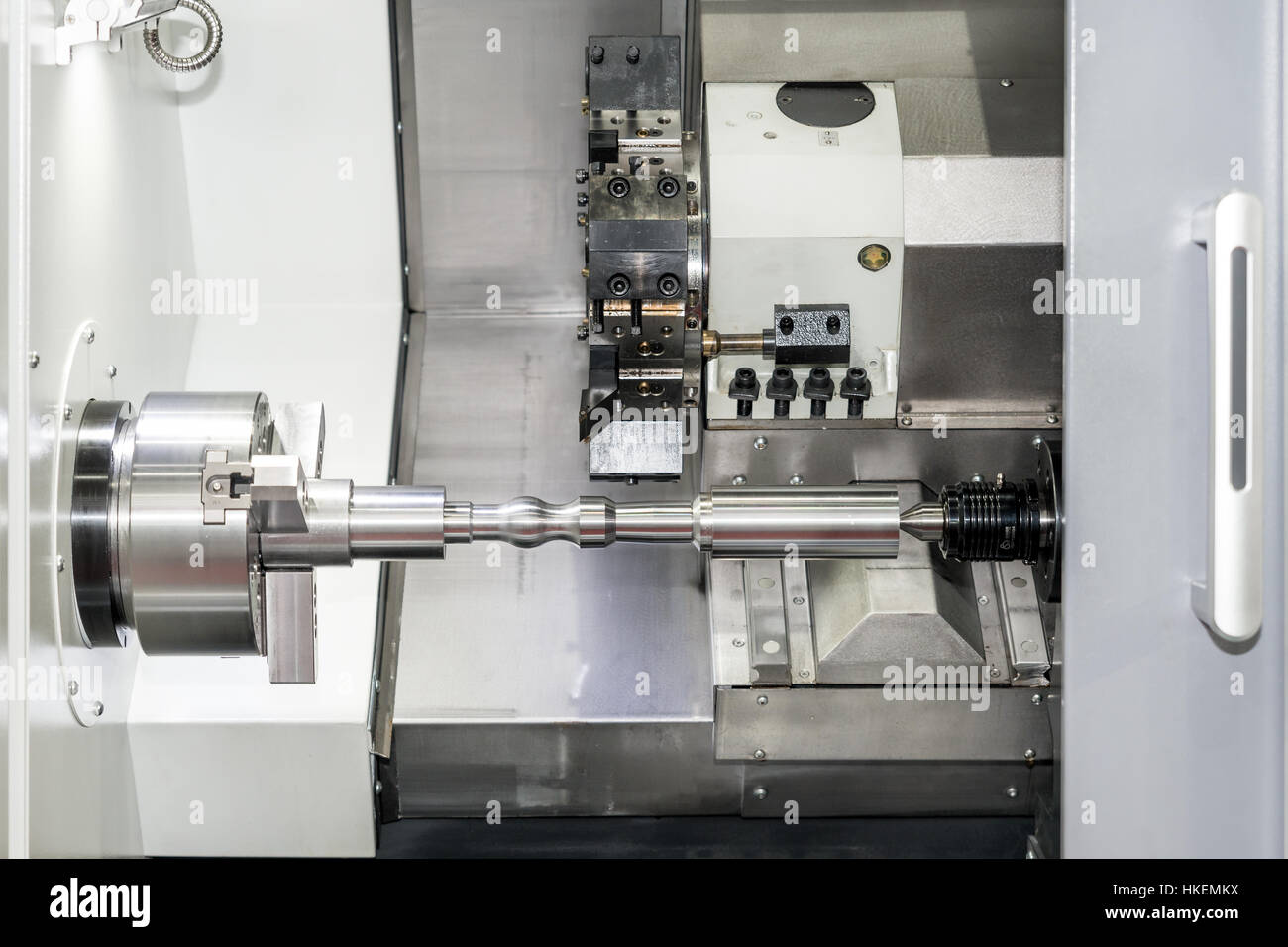 Tornitura cnc immagini e fotografie stock ad alta risoluzione - Alamy