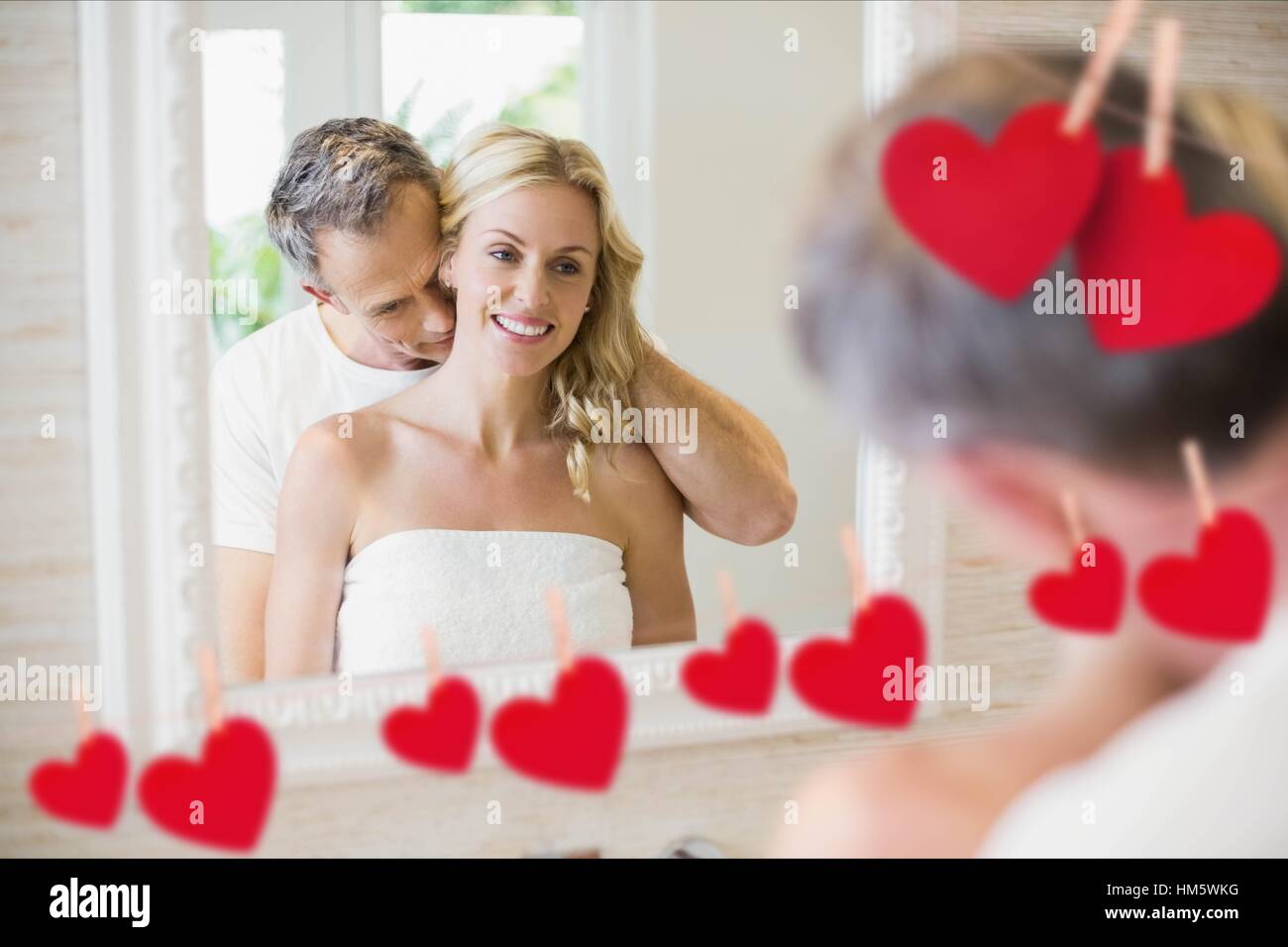 Linea del collo a cuore immagini e fotografie stock ad alta risoluzione ...