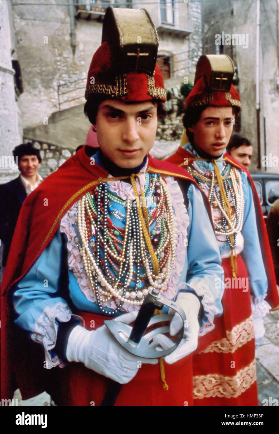 Sicilia (Italia); le celebrazioni tradizionali della Pasqua ...