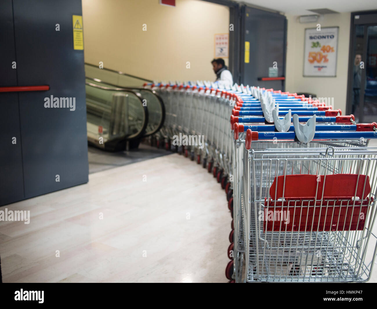 Esselunga spa immagini e fotografie stock ad alta risoluzione - Alamy