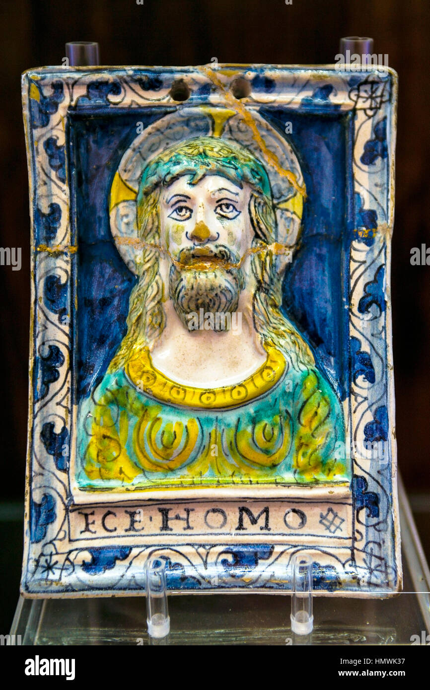 Placche devozionali immagini e fotografie stock ad alta risoluzione - Alamy