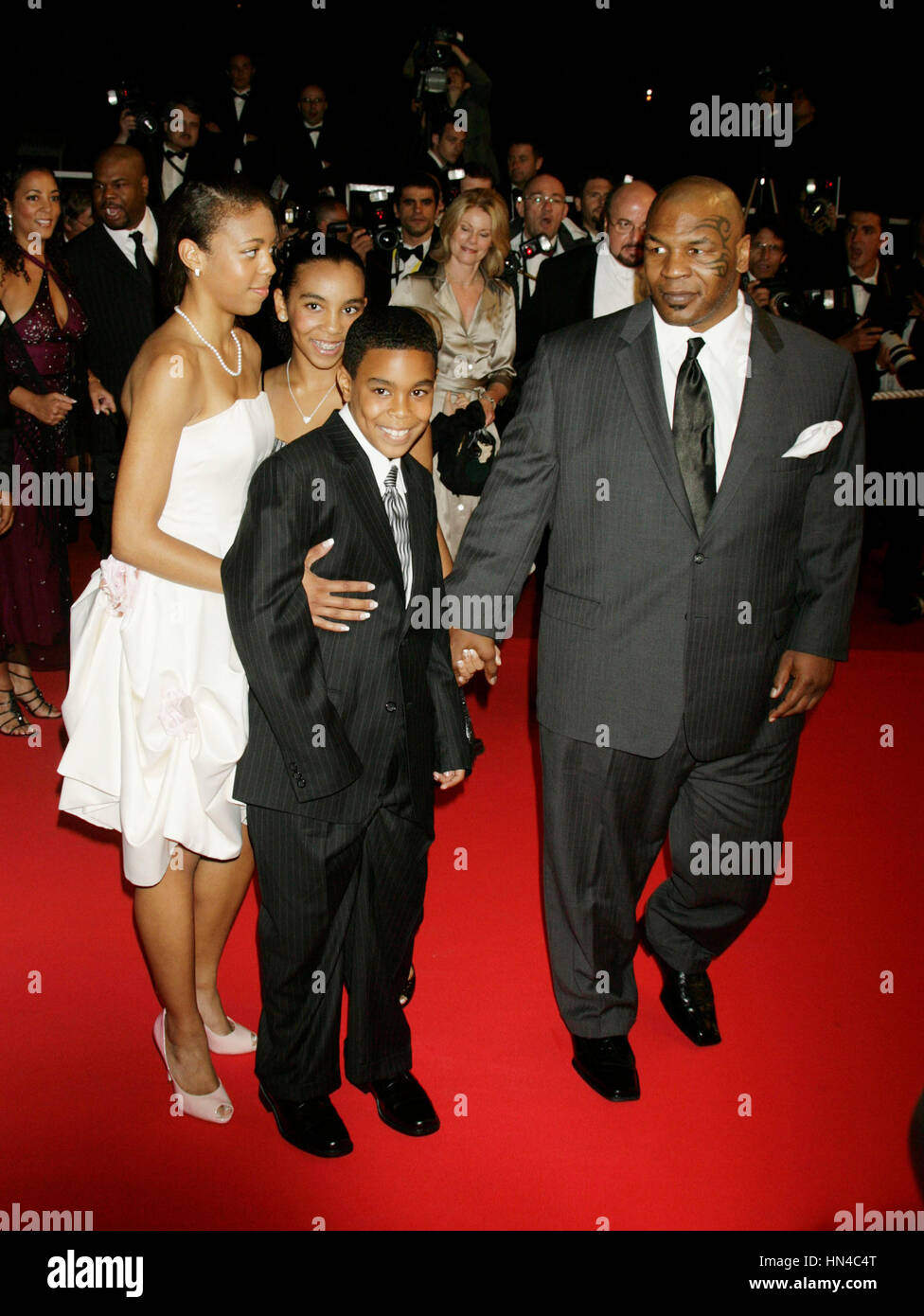 Mike Tyson e la sua famiglia, tra cui il figlio Amir Tyson, la figlia ...