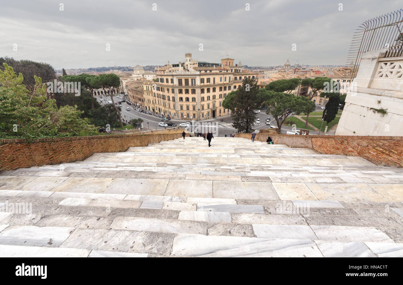Scalinata monumentale immagini e fotografie stock ad alta risoluzione ...