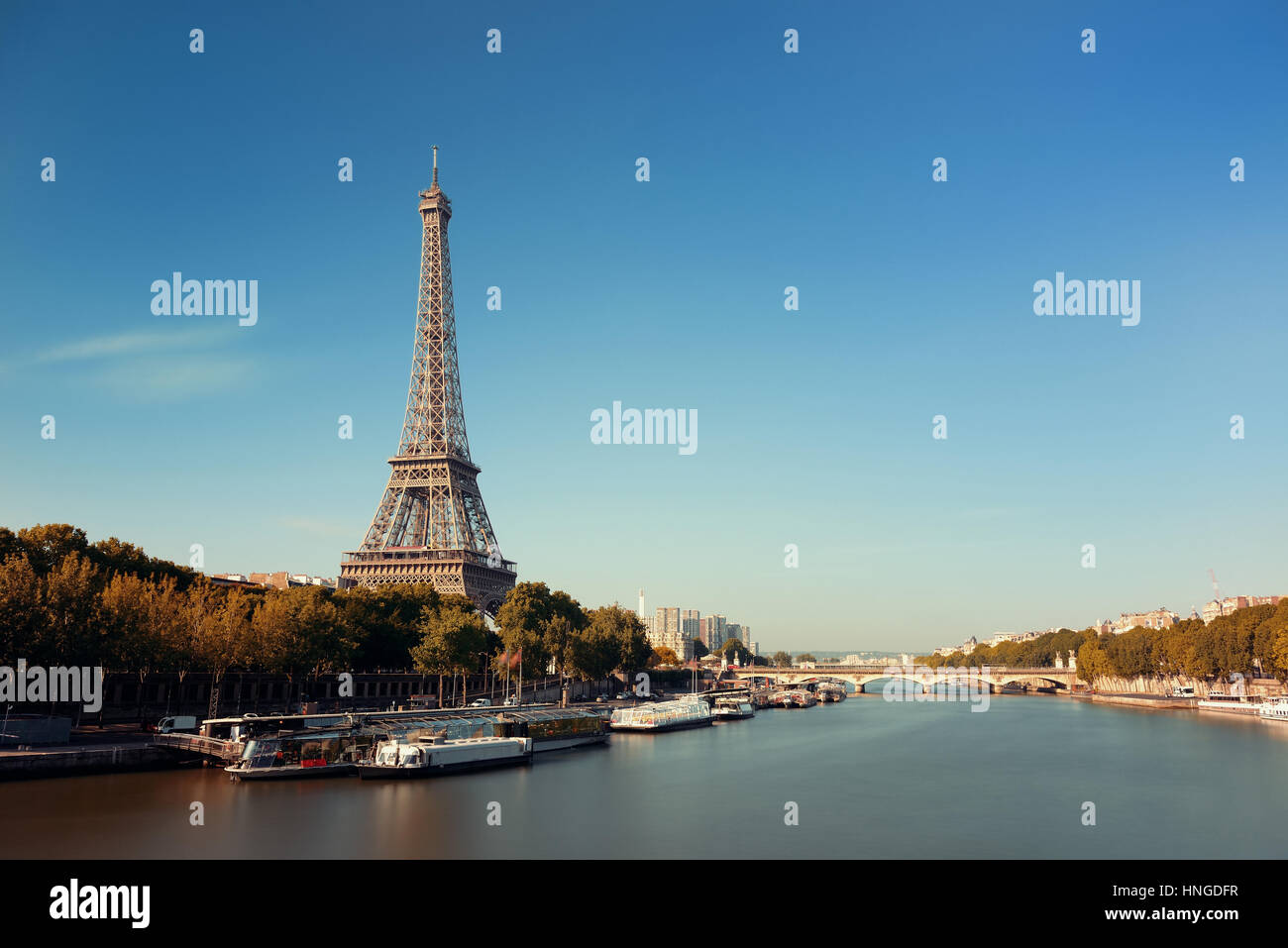 La senna e la tour eiffel immagini e fotografie stock ad alta ...